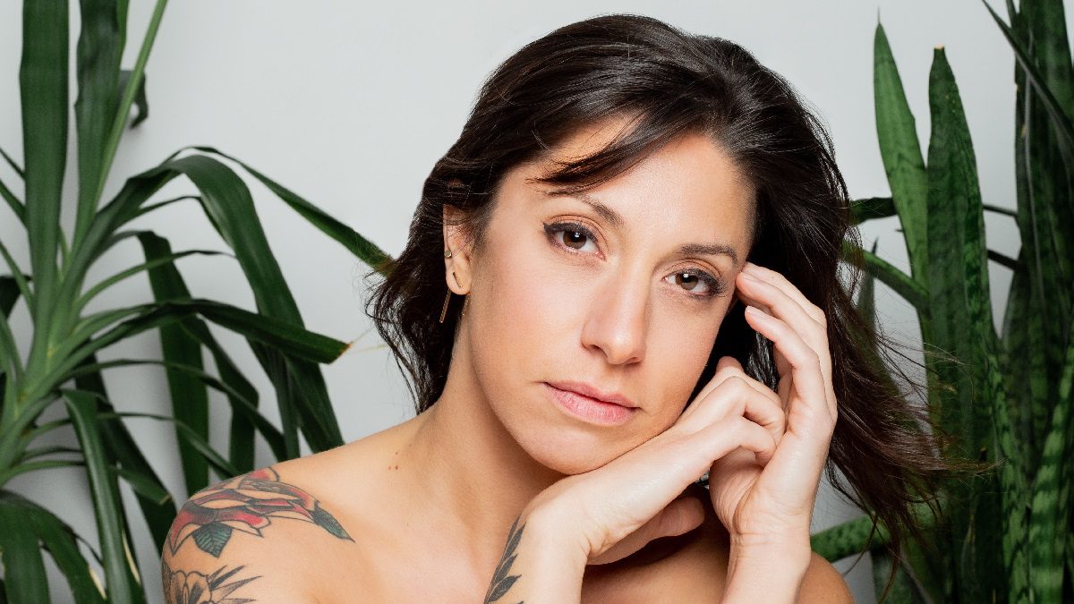How performance artist Katie Mack is using social media and performance ...